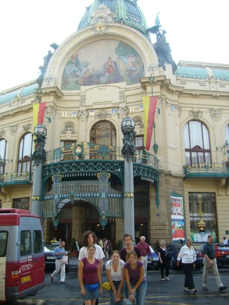 What to do in Prague : the pink travel society